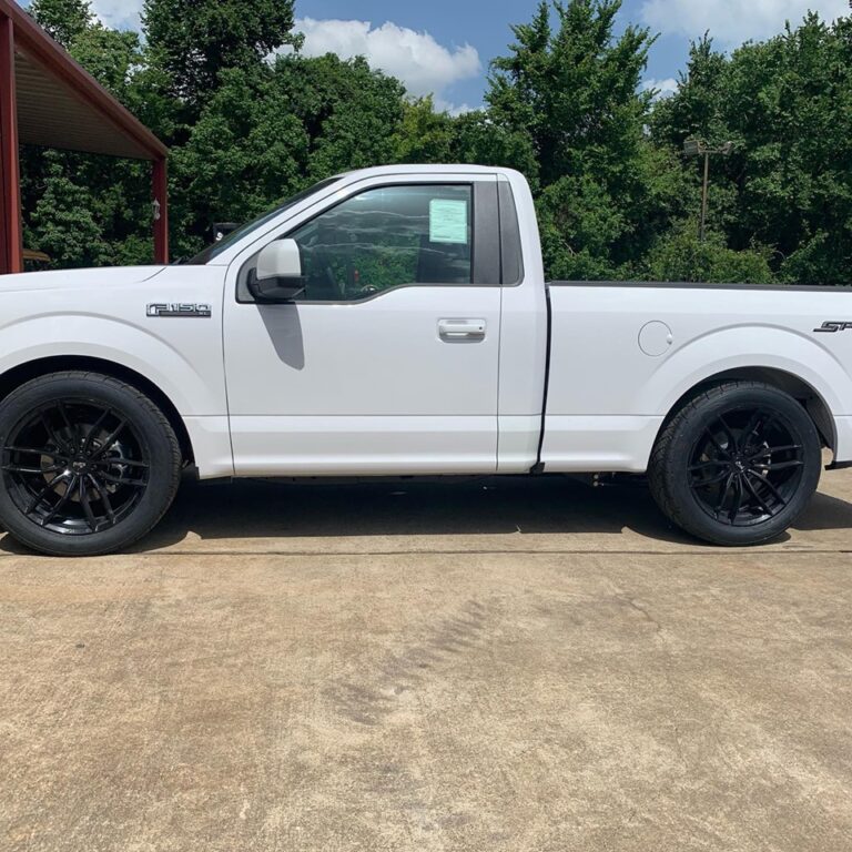 VAS Specialties Traction Bars - 2021-2022 Ford F-150 - OZ Tuning